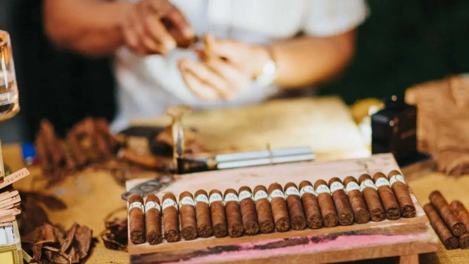 Cigar Bar for Weddings in Nagpur – Luxury, Style & a Premium ...